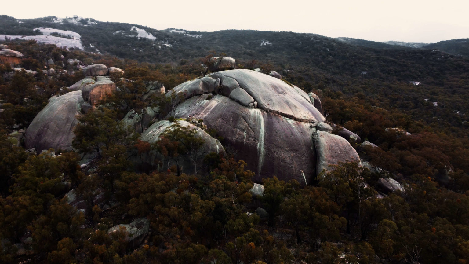 Turtle Rock and The Sphinx Hike at Girraween National Park - Erika's ...